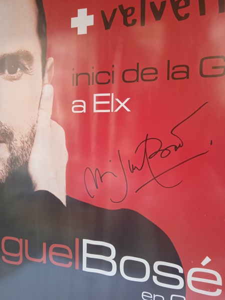 Par de pósters o carteles de Miguel Bosé - Andanadv